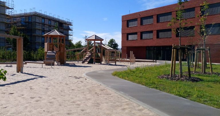 Hort Bienenschwarm - Gemeinde Schönefeld